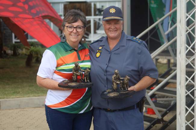 Limpopo se twee ystervroue vereer vir kophou en raakvat tydens vloede ...